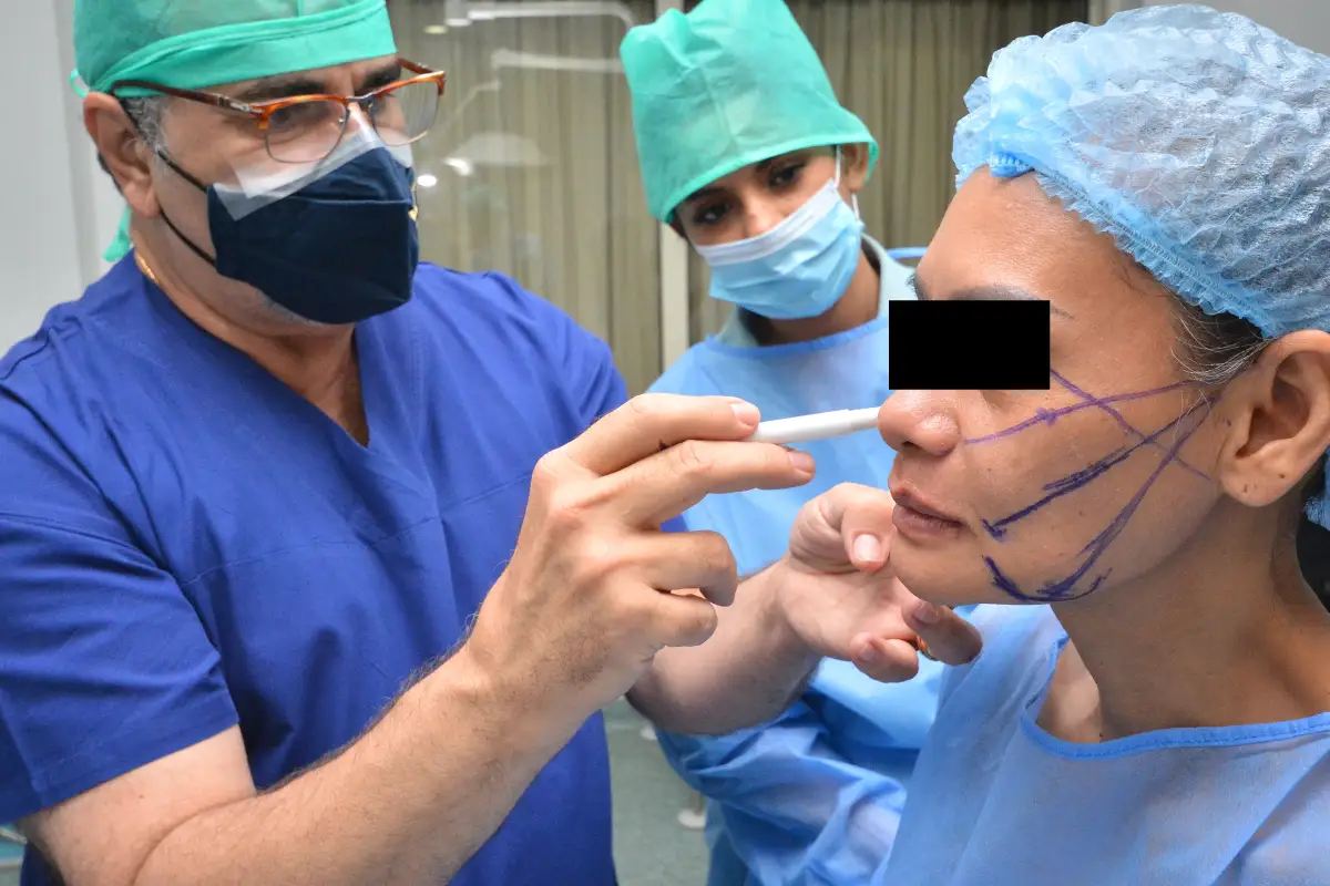 Masters Class in Face Thread Lifting (Basic & Advanced)