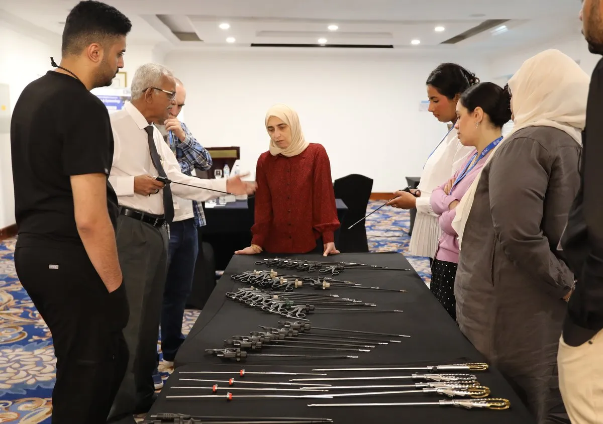 Laparoscopy Surgery Training - Foundation to knotting and suturing